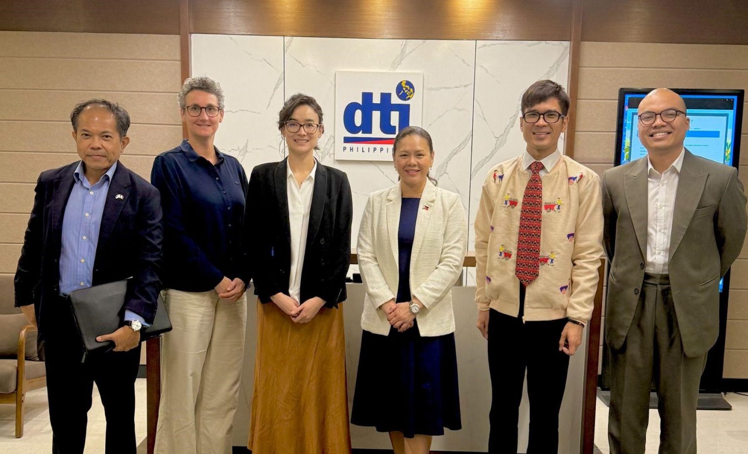 DTI, French Embassy eye collaboration to unlock PH creative industry ...